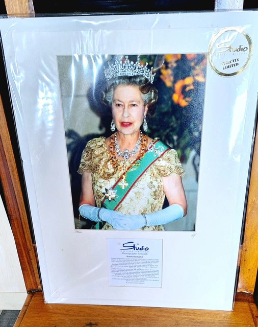 RARE QUEEN ELIZABETH II - Studio Limited Edition Signed Photographic ...