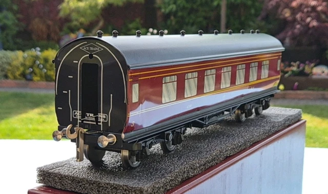 ACE TRAINS O Gauge LMS Corridor Coach 3rd Excellent Condition in Tatty ...
