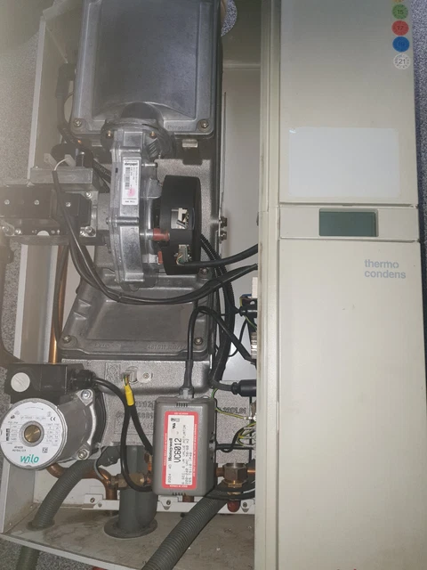 WEISHAUPT THERMO CONDENS WTC 15-A W-PEA Gas-Brennwerttherme 15kW Gas ...