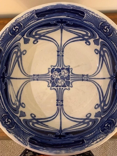 LARGE ANTIQUE ROYAL Doulton Aubrey wash basin, ironstone, Blue Flow ...