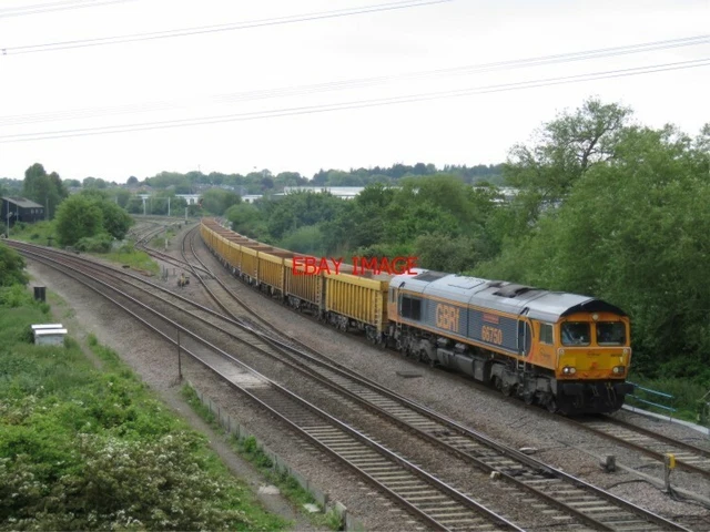 PHOTO CLASS 66 66750 Passes Didcot North Junction 02/06/16 Working 6M40 ...