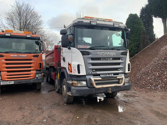 SCANIA R420 TIPPER grab chassis cab 8x4 tipper choice of two £12,000.00 ...