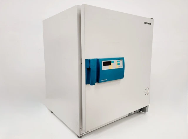 HERAEUS UB20 MICROBIOLOGICAL Laboratory Incubator Lab £1,525.00 ...