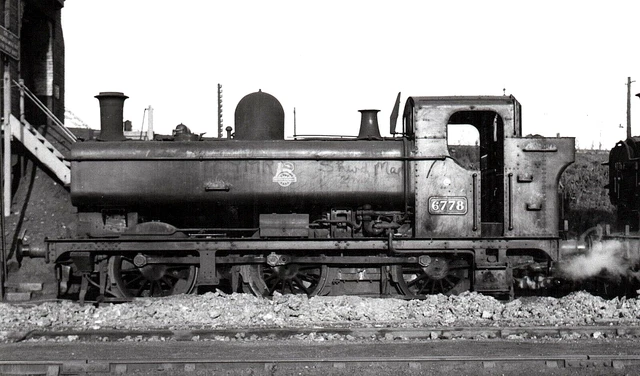 EX GWR 57XX CLASS 0-6-0T No 6778 at UNKNOWN SHED LOCATION R/PHOTO £1.00 ...