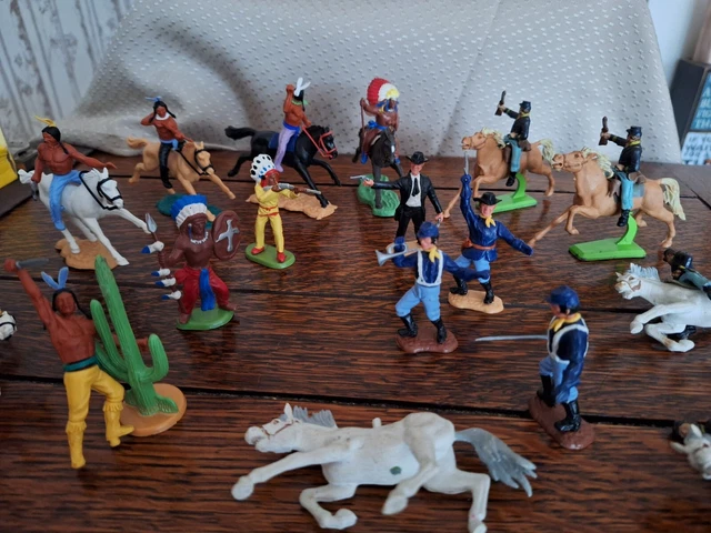 VINTAGE TIMPO PLASTIC Toy Soldiers And Cavalry 19 Stunning Condition ...
