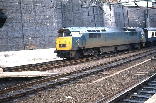 ORIGINAL COLOUR SLIDE of D1033 BR class 52 Western diesel hydraulic ...