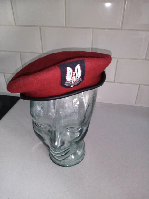 BRITISH ARMY SPECIAL Forces Special Air Service Red Beret £5.00 ...