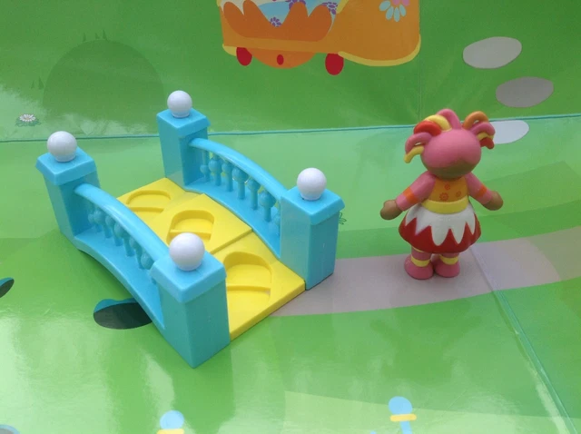IN THE NIGHT Garden Upsy Daisy Figure & Bridge - Ideal Cake Topper ...