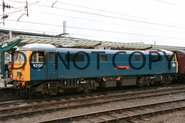 UK DIESEL TRAIN Railway Photograph Of Class 87 87002 Loco. (Rm87-6) £1. ...