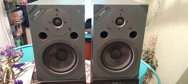 ALESIS POINT SEVEN Shielded Pro Studio Reference Monitors - Rare ...
