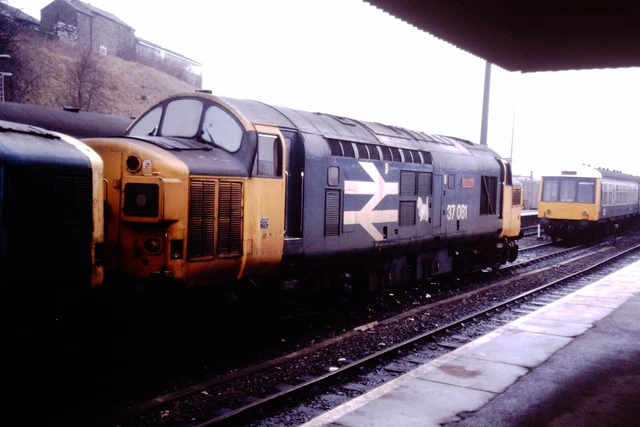 1980S BRITISH RAIL BR Diesel Electric Loco Railway 37 081 Slide Ref 249 ...