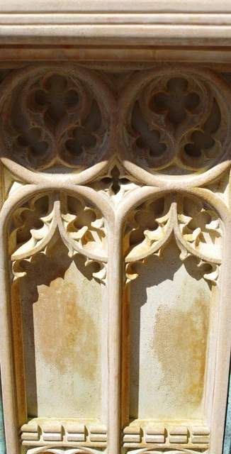 THE TUDOR GATE Portable Gothic Font in Farran Stone. Large Planter £750 ...