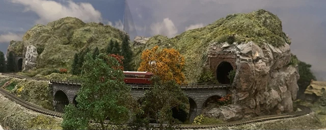WORKING SCENIC MODEL railway diorama in N scale (1/160) £771.68 ...