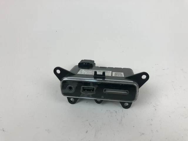 MASERATI LEVANTE CENTRE Console USB Port Aux Jack Carte Douille ...