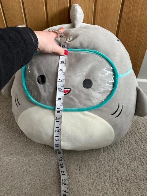 SQUISHMALLOW LARGE GORDON the shark with goggles £55.00 - PicClick UK