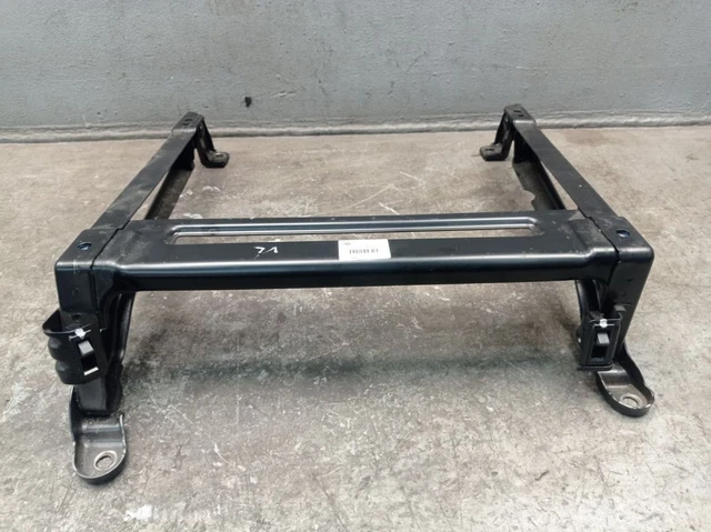 SITZ LINKS VORN Sitzkonsole für PORSCHE CAYENNE (9PA) S 4.8 7L0881677G ...