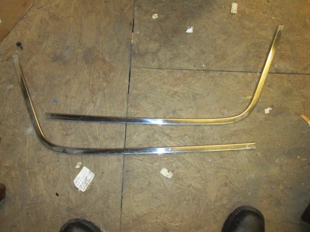 1967 1968 CAMARO rear window moldings EUR 89,65 - PicClick IT