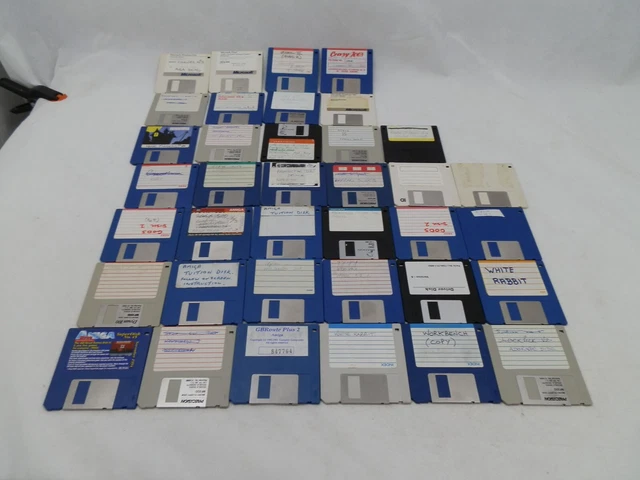 COMMODORE AMIGA FLOPPY Disks, Blanks, Games, Demos, Software, Bundle x ...