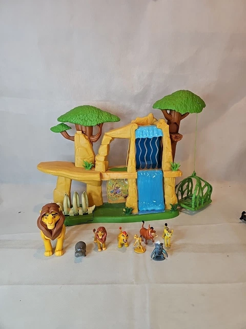DISNEY LION KING Lion Guard Pride Rock Playset With Figures Bundle ...