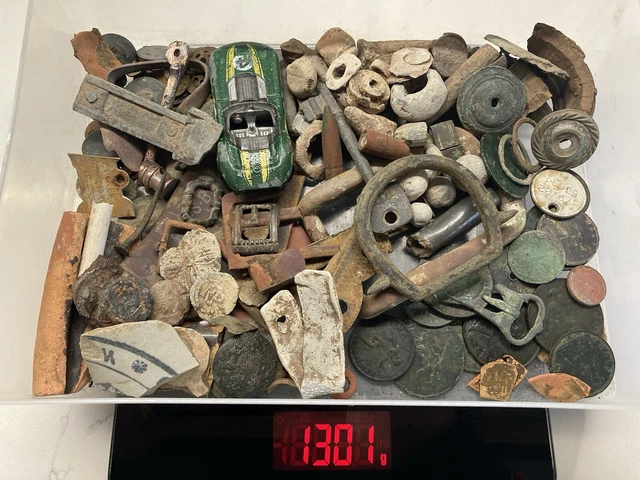 ASSORTED METAL DETECTING Finds, Coins & Artefacts Job Lot, 1.3kg £0.99 ...