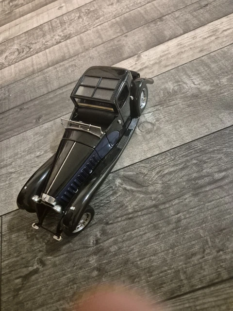 FRANKLIN MINT SCALE model car of a 1930 Bugatti Royale coupe Napoleon ...