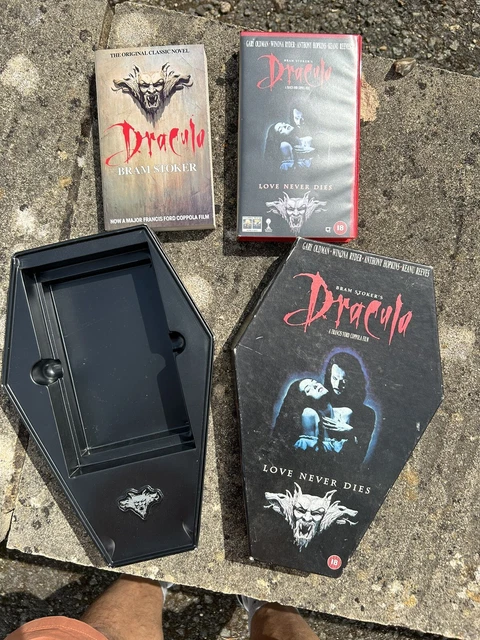 BRAM STOKER’S DRACULA VHS Coffin Box Set With Pin And Book £18.50 ...