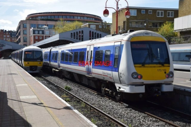 PHOTO CLASS 172 Turbostar 2-Car Dmu No 172 102 Of Chiltern Railways At ...