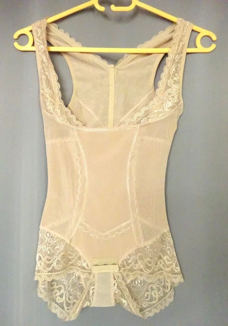 CUTE LACE UNDER Chest Sheath Combination Size M FR38 US6 UK10 EU36 £14. ...