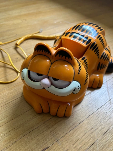 VINTAGE 1978 1981 Garfield Tyco Landline Telephone w/ Moving Eyes £129. ...