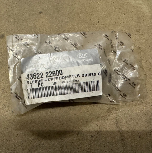 OEM HYUNDAI KIA 43622-22600 Speedometer Driven Gear Sleeve Genuine Part ...