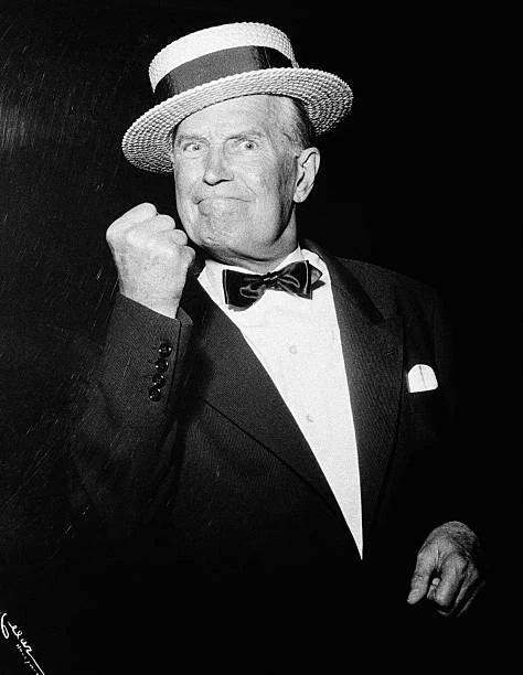 FRENCH SINGER ACTOR Maurice Chevalier On Stage In Paris France 1960 OLD ...