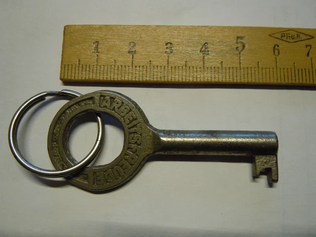 ALTER SCHLÜSSEL &ARBEITSFREUDE& aus der DDR?, aus den 50er Jahren? Vintage EUR 1,00 - PicClick DE