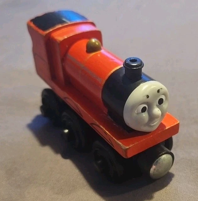 THOMAS AND FRIENDS Wooden Brio Railway James NO Tender Train £4.88 ...