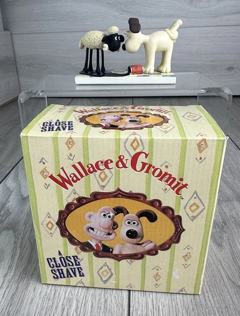 WALLACE AND GROMIT Resin Hand Painted Figurine "Gromit meets Shaun ...