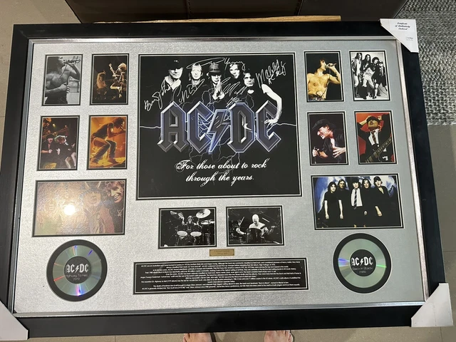 AC DC FRAMED Limited edition - 268 of 499 - For those about to rock ...