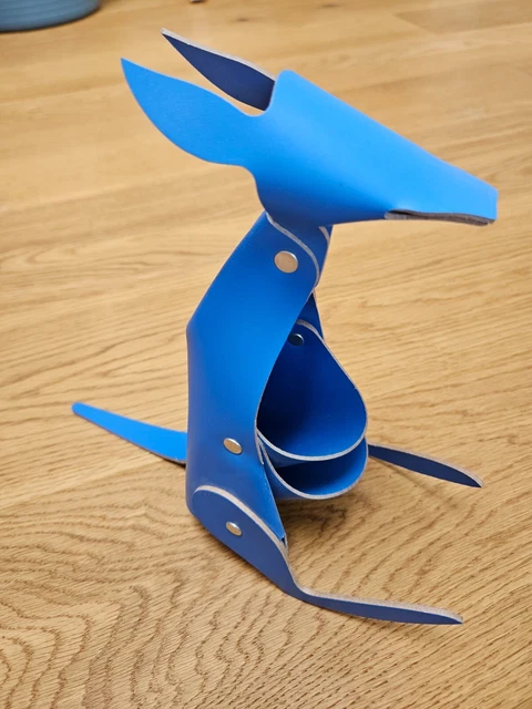 PEN HOLDER BY Vacavaliente, Kangaroo Iconic Design, Height: 23cm £10.65 ...