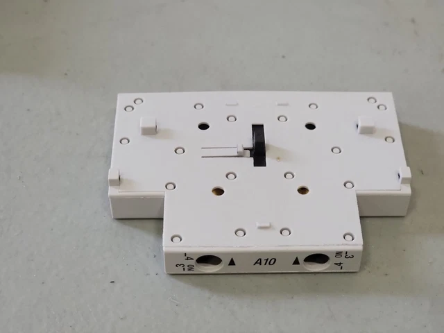 ALLEN-BRADLEY AUXILIARY CONTACT Block Side Mounted 100-SA10 $10.00 ...