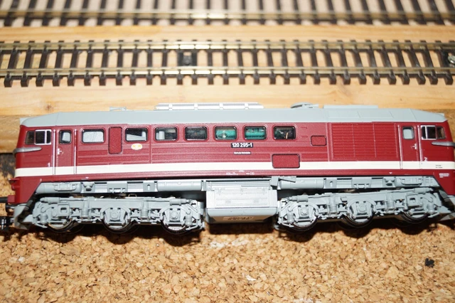 SPUR TT DIESELLOK Roco BR 120295-1 digital Wenig Anlagenbetrieb DR EUR ...