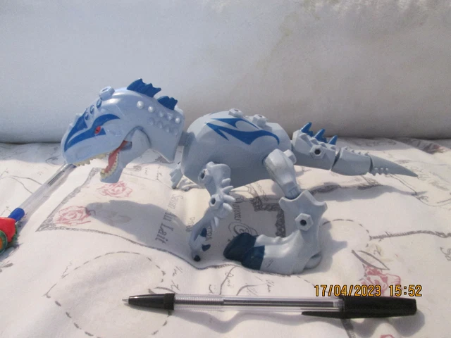 HASBRO JURASSIC WORLD Hero Mashers Indominus Rex Action Figure 2015 EUR ...