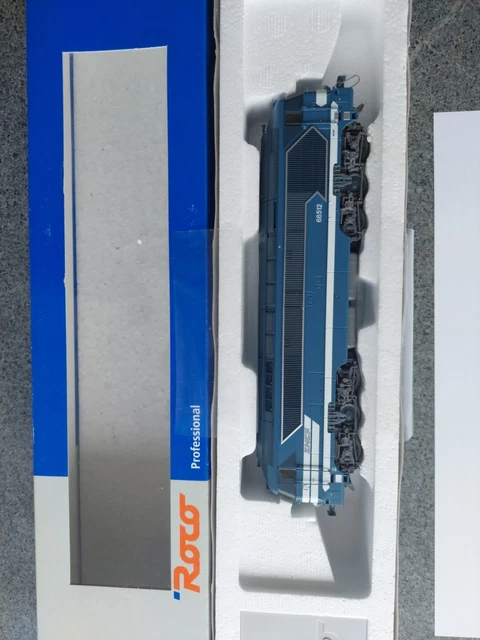 LOCOMOTIVE DIESEL ROCO CC 68512 SNCF HO EUR 151,00 - PicClick FR