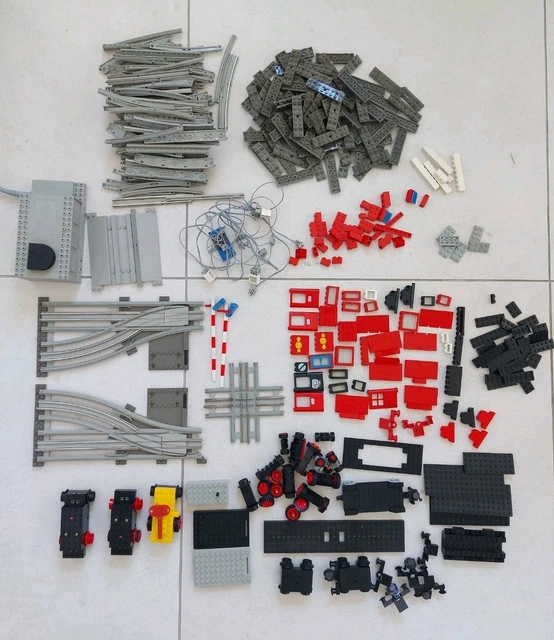 LEGO 12V TRAIN Set 1980s PowerPack Track Engines Parts And Spares 7730 ...