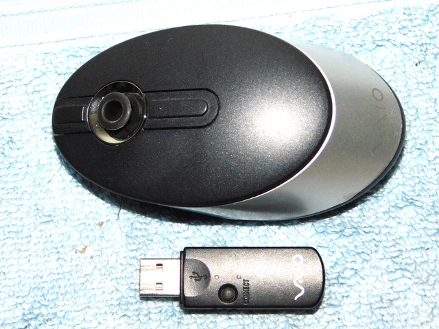 SONY VAIO VGPWMS50A Wireless Presentation Mouse Optical - VGPWMS50 $37. ...