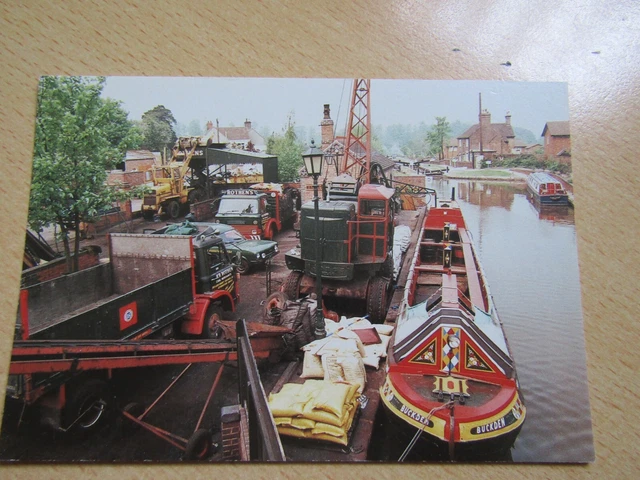 POSTCARD TOP LOCK Wharf Atherstone Warwickshire Canal "Buckden" Rothen ...