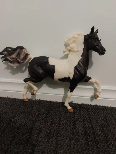 BREYER TRADITIONAL HORSE Pinto Ts Black Tie Affair Arabian Mold $40.00 ...