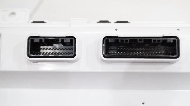 SPEED METER GAUGES For A/T 83800-Fbm80-G Genuine For Toyota Hilux Revo ...