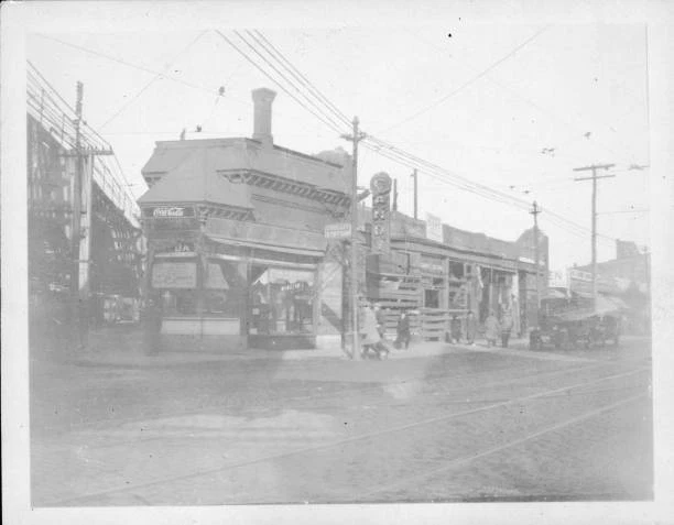 EDWARDS BUILDING, FORMERLY the Bushnell Rail Road Company office a- Old ...