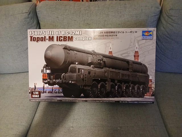 TRUMPETER 1:35 1082 15U175 TEL of RS-12M1 Topol-M ICBM complex EUR 180 ...