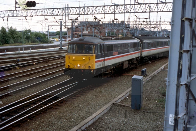 ORIGINAL 35MM SLIDE - Class 86/2 'IC Swallow' 86209 - Crewe - 1992 (25 ...