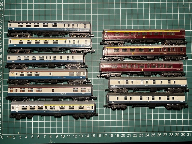 JOB LOT OF 11 N Gauge MK1 Coaches | Maroon & BR Blue / grey Unboxed £54 ...