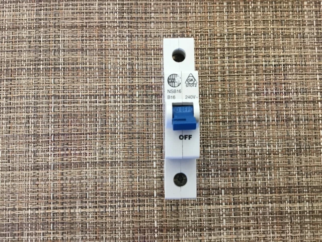 DISJONCTEUR WYLEX STOTZ MCB 16A Type B Stotz SK NSB16 16 ampères 6 kA ...